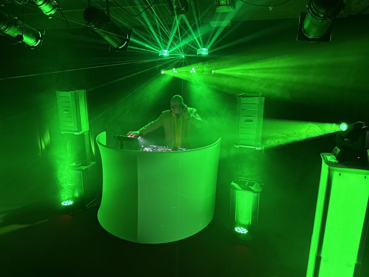 Gallery - DJ Gee