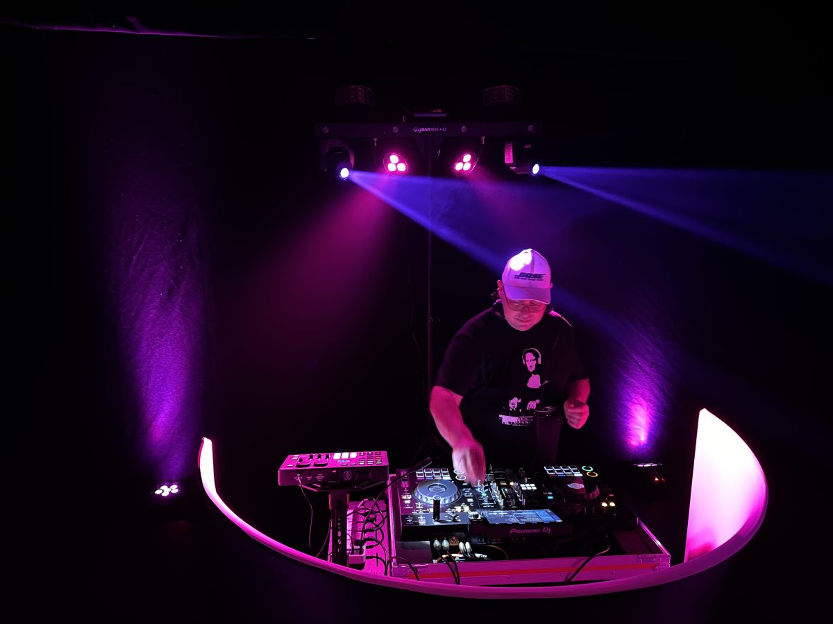 Gallery - DJ Gee